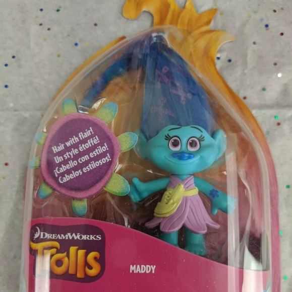 Dreamworks | Toys | New Dreamworks Trolls Maddy Mini Doll Figure Toy ...